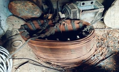Damaged one limb of transformer copper winding | Salvorsettlers